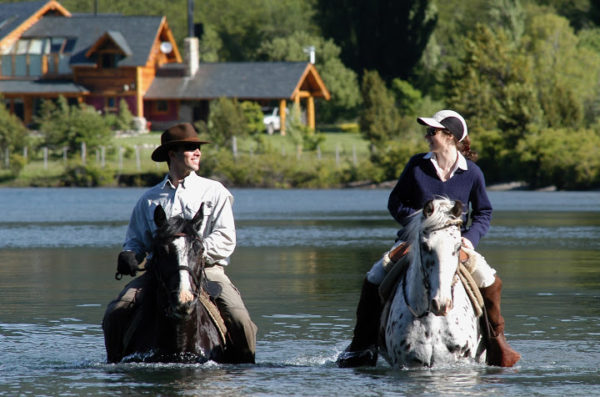horseback riding in Argentina – GL Tours